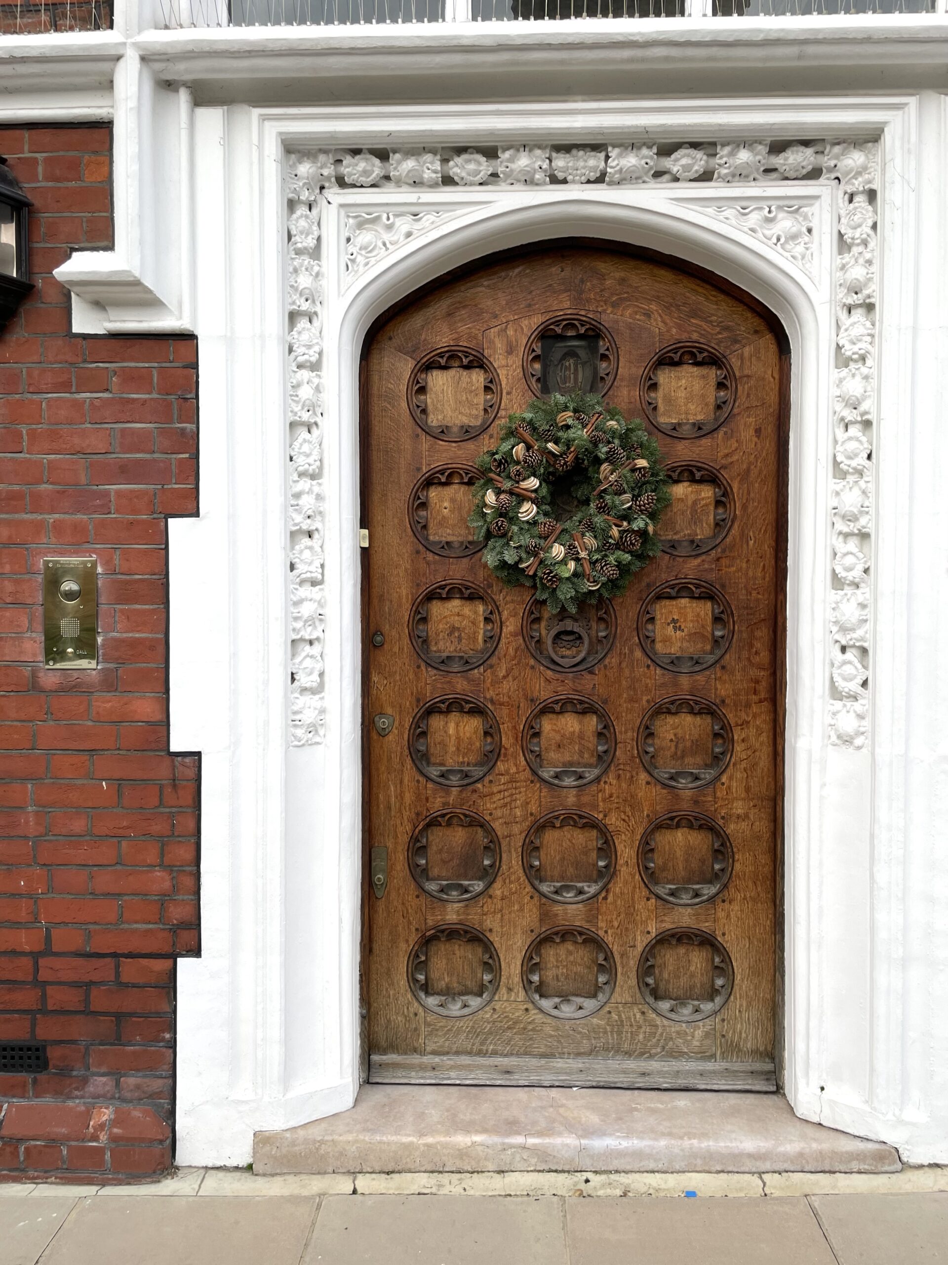Classic London Mews & Hidden Passageways - London Walks