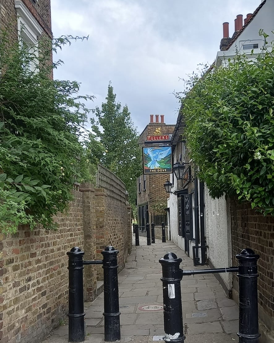 Charming Chiswick - London Walks