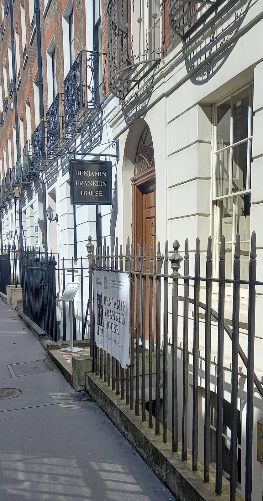 Eccentric London – The Walking Tour