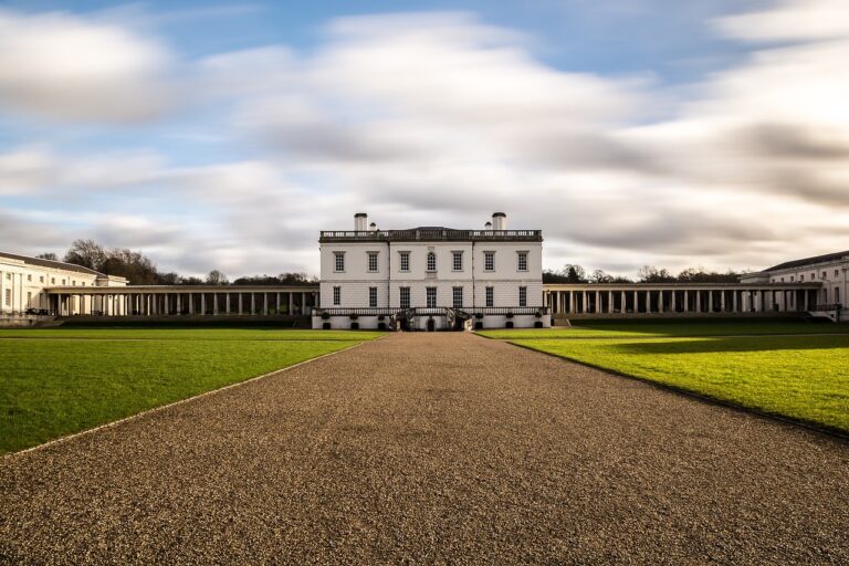 Discover Royal Houses, Palaces And Residences In London - London Walks