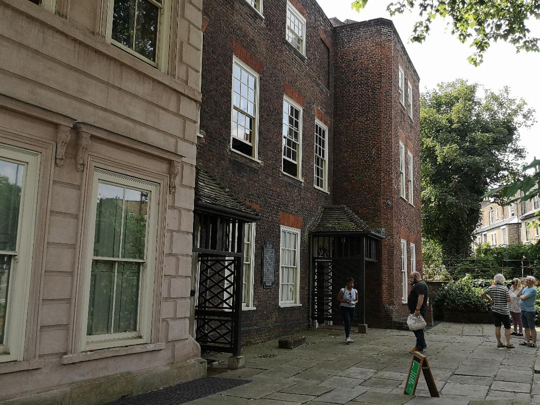 Hidden Hackney -A walk through Hipster Central - London Walks