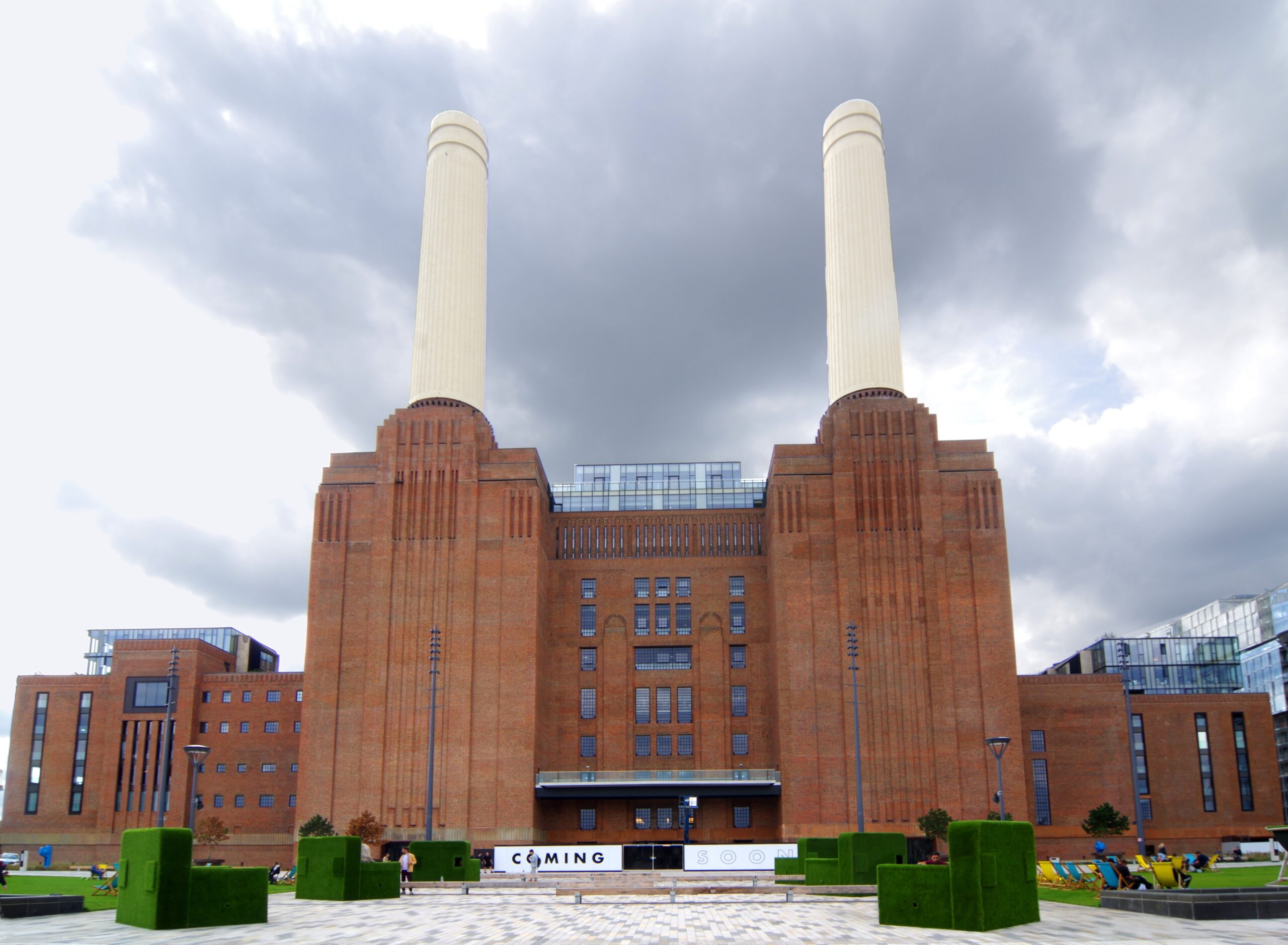 The Power of the Thames – Battersea to Westminster - London Walks