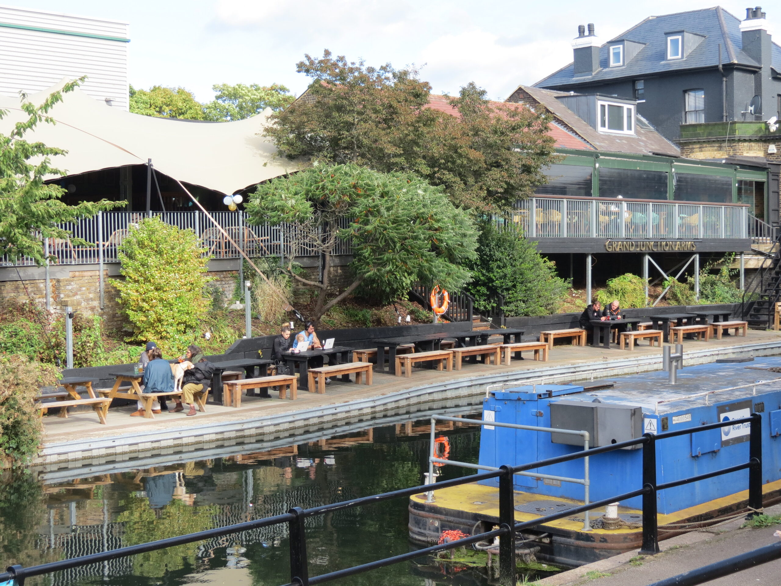 The Grand Union Canal – Kensal Green to Alperton - London Walks