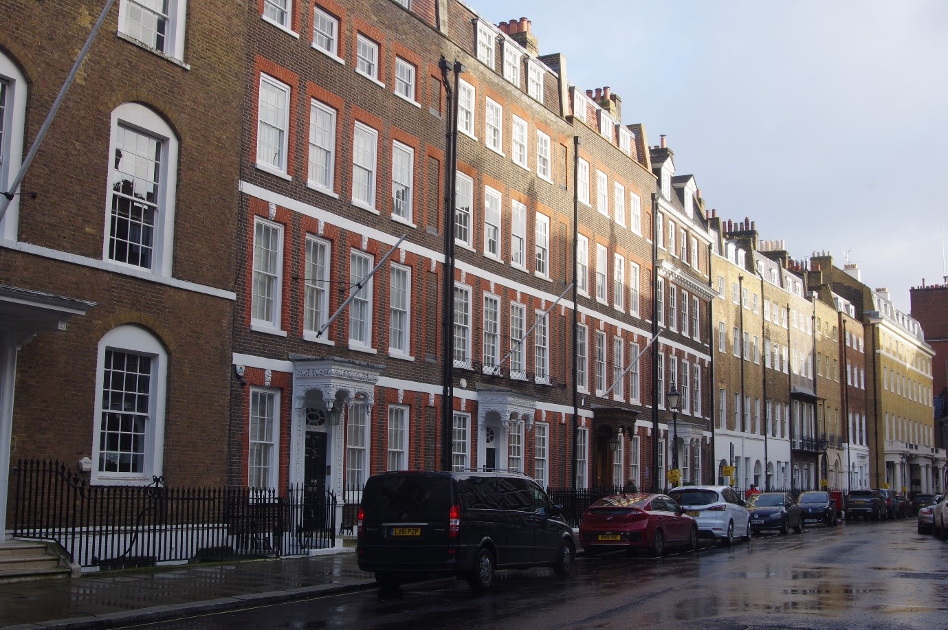 Queen Anne's Gate - London Walks