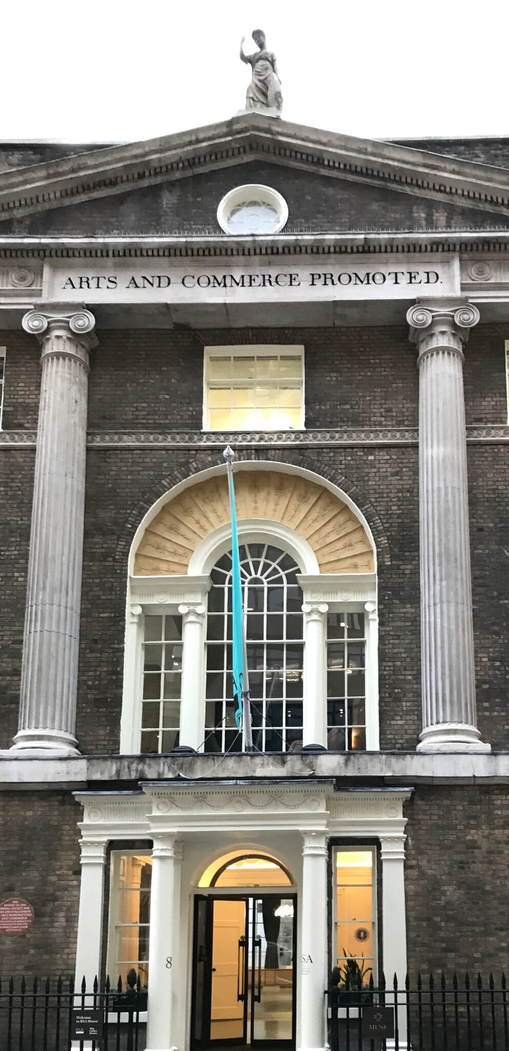 The Embankment Story - London Walks
