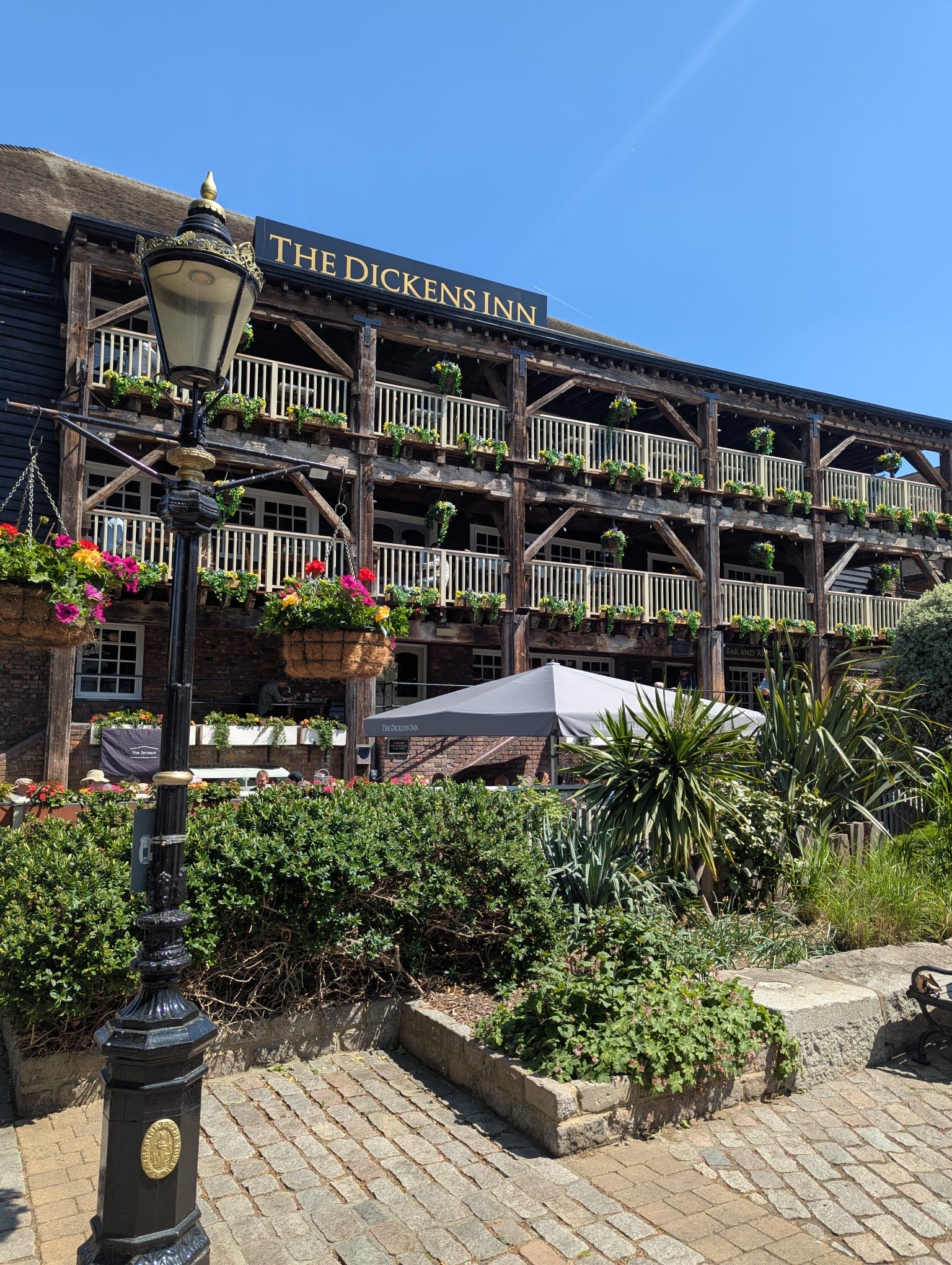 The Wapping Pub Walk - London Walks