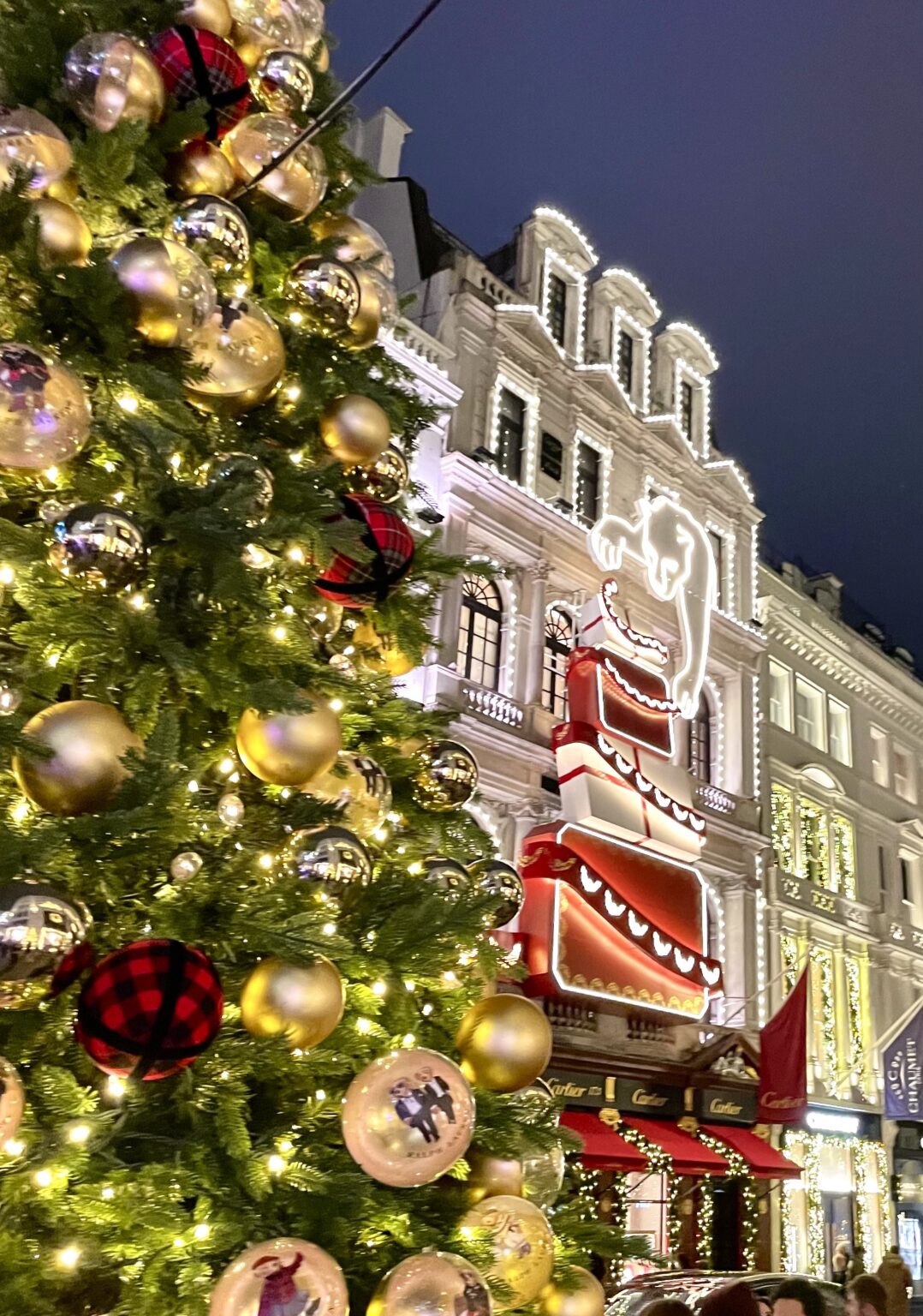 Christmas Lights Walk - London Walks