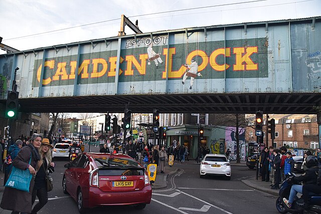 Top Things to Do Around Camden Lock on Regent's Canal - London Walks